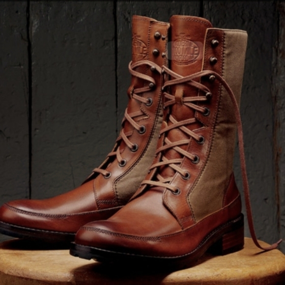 Wolverine | Shoes | Wolverine 00 Mile Russell Mens Boots Size 9 Brown ...